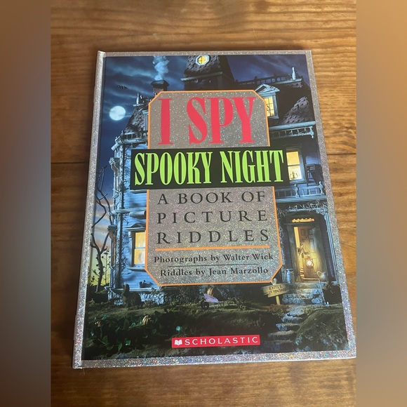 halloween scholastic | Other | Vintage 9s I Spy Spooky Night A Book Of ...